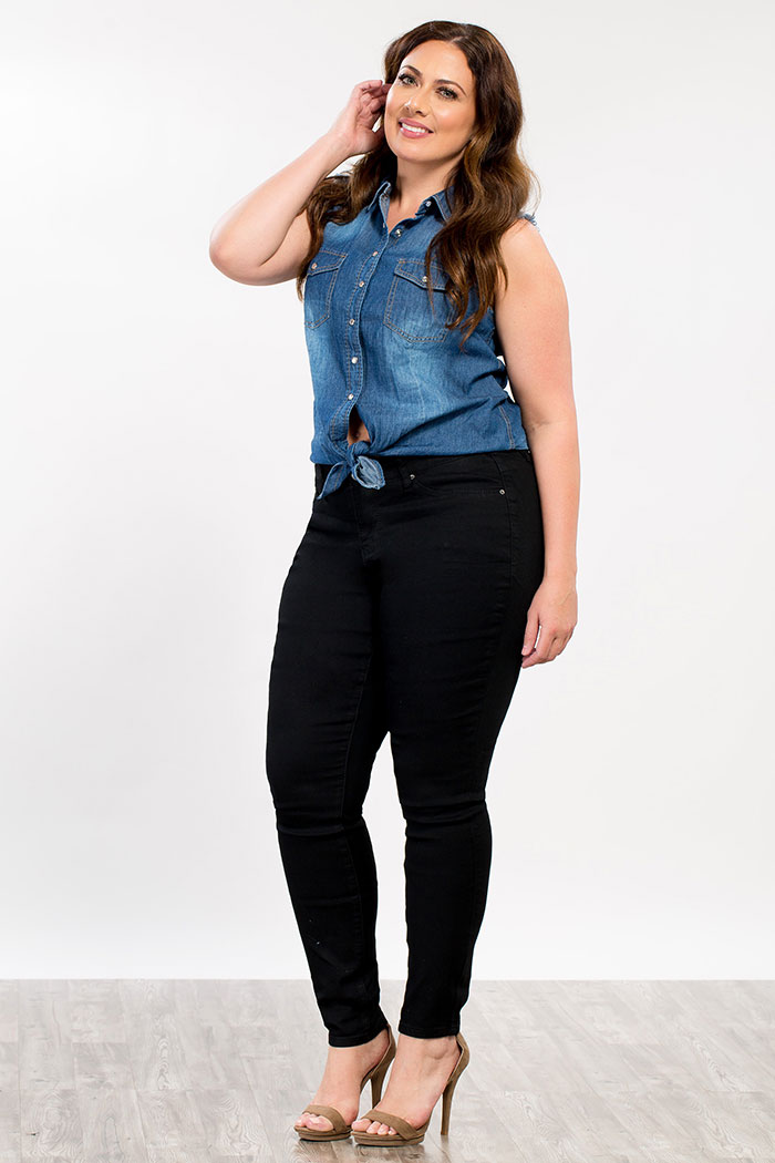 Brand Model and Talent | Lydia Curve