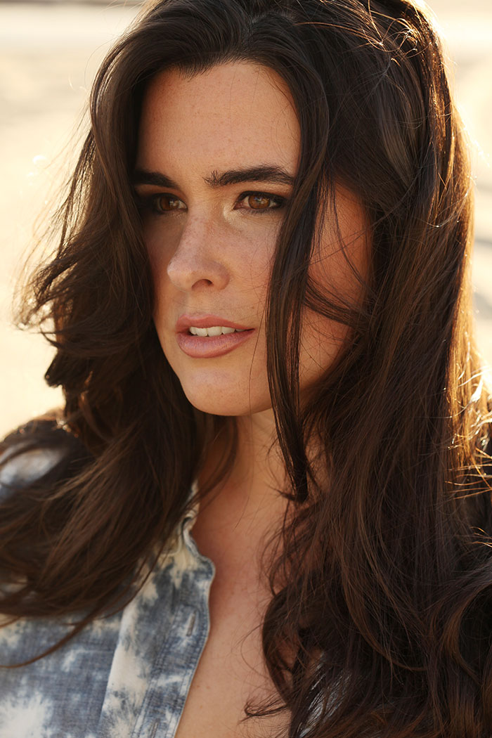 Brand Model and Talent | Elizabeth Simmons Curve